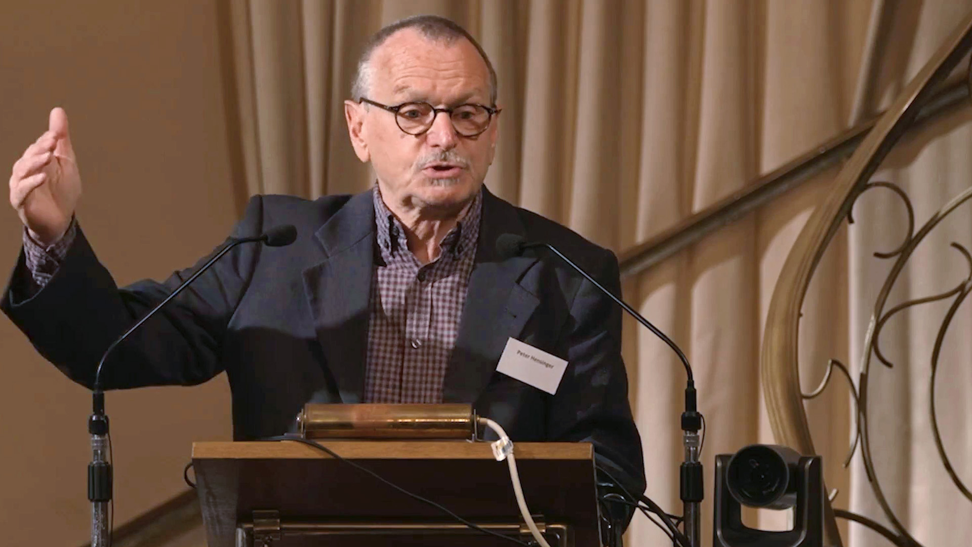 Peter Hensinger | OVALmedia