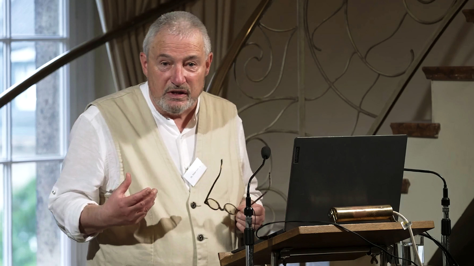 Peter Ludwig | OVALmedia